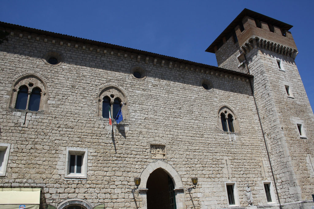 Atina: Palazzo Ducale "Cantelmo" - Benvenuti in Ciociaria in provincia ...